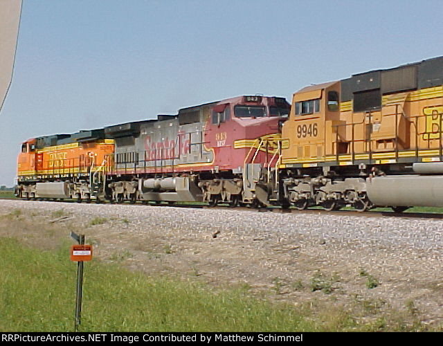 BNSF 943